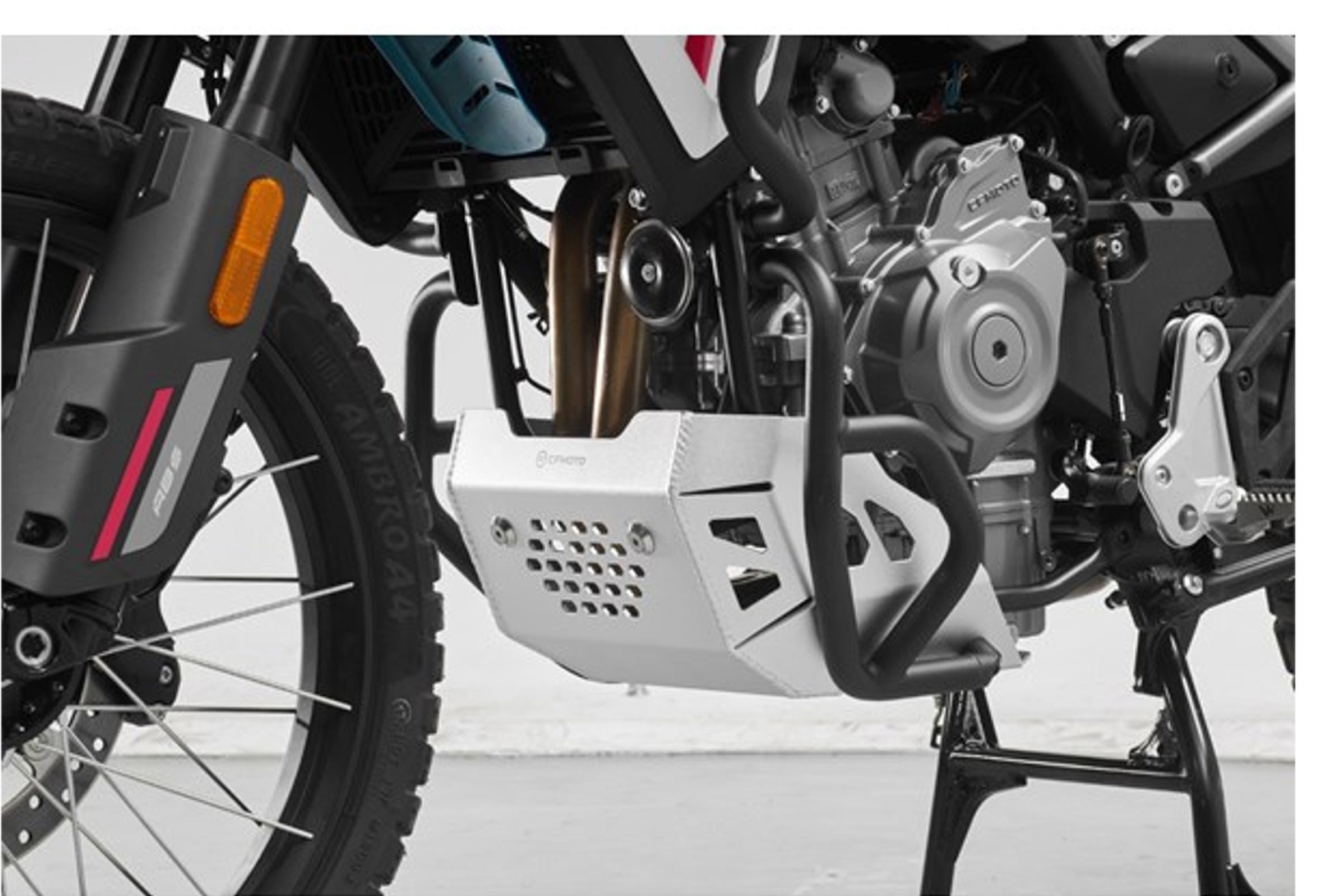 CFMOTO LOWER ENGINE GUARD SILVER 450MT – SveaFordon – Din handlare av ...